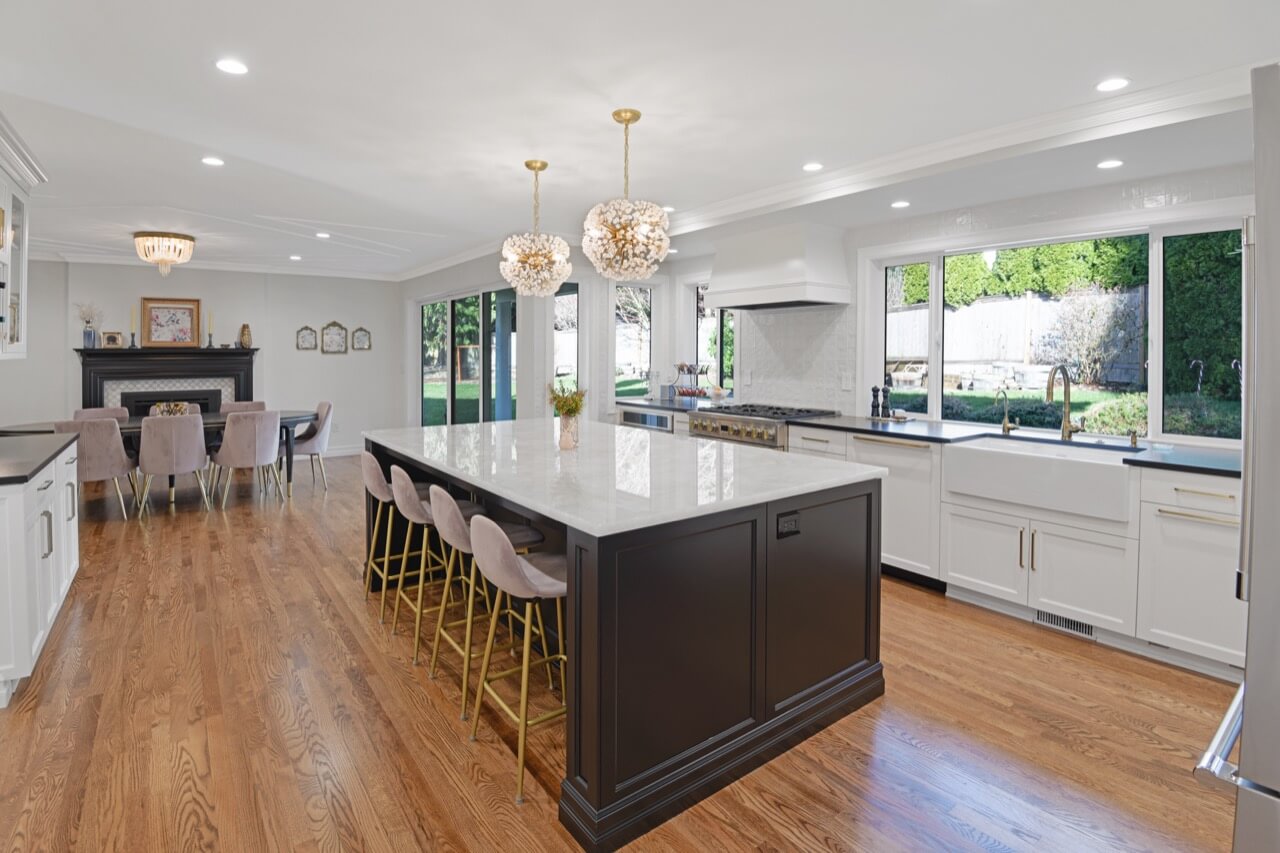 Sparkling Elegance - Sound Contracting